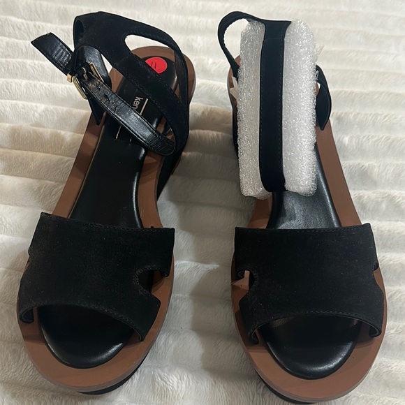 Kensie | Shoes | Nib Kensie Suede Wedge Strappy Sandals Slight Defect ...